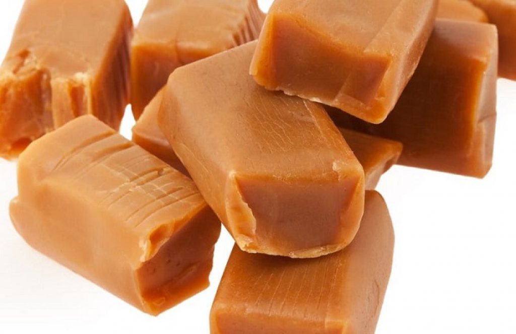 Krówka : bonbon polonais au caramel mou | Polska Box